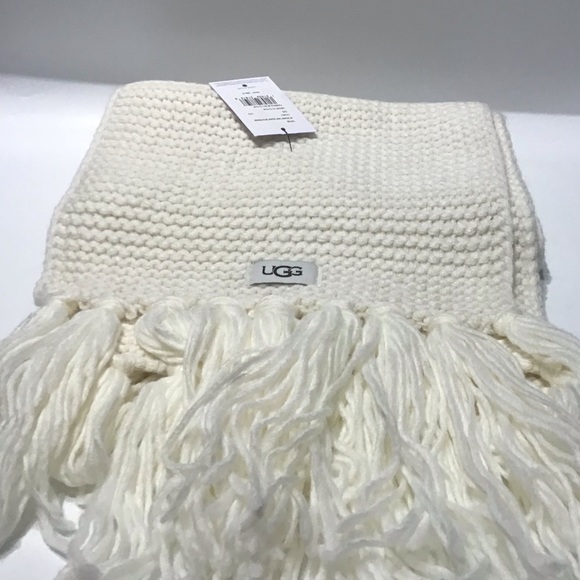 UGG | Accessories | Uggnewchunky Scarf In Ivory With Fringe | Poshmark